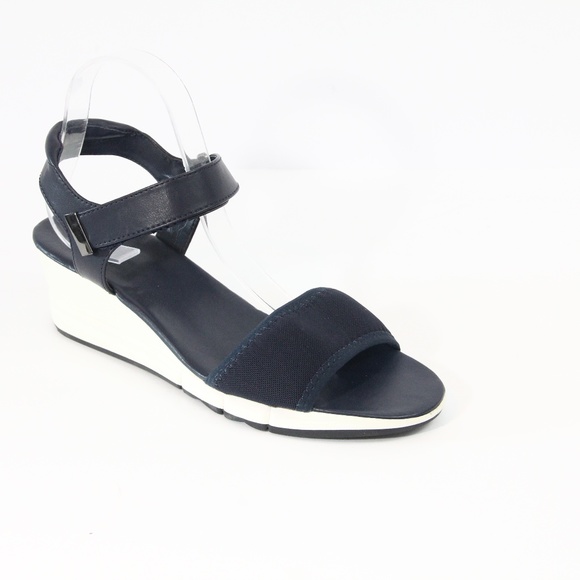 Naturalizer | Shoes | Naturalizer Wedge Sandals Women Faux Leather ...